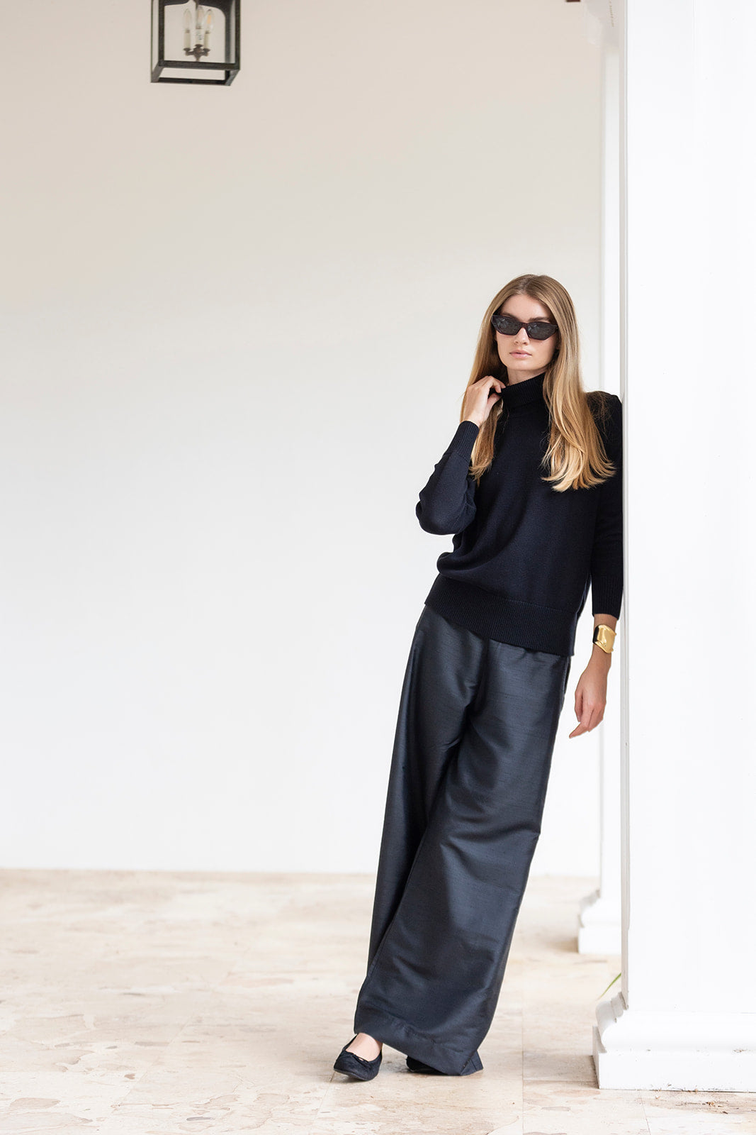 Falmouth Turtleneck - Noir – Julia Amory