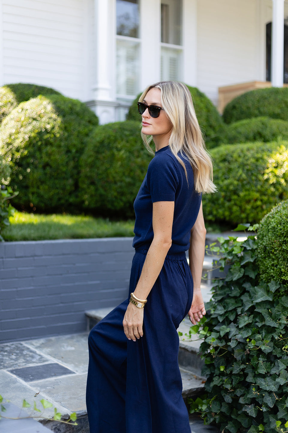 Sets – Julia Amory